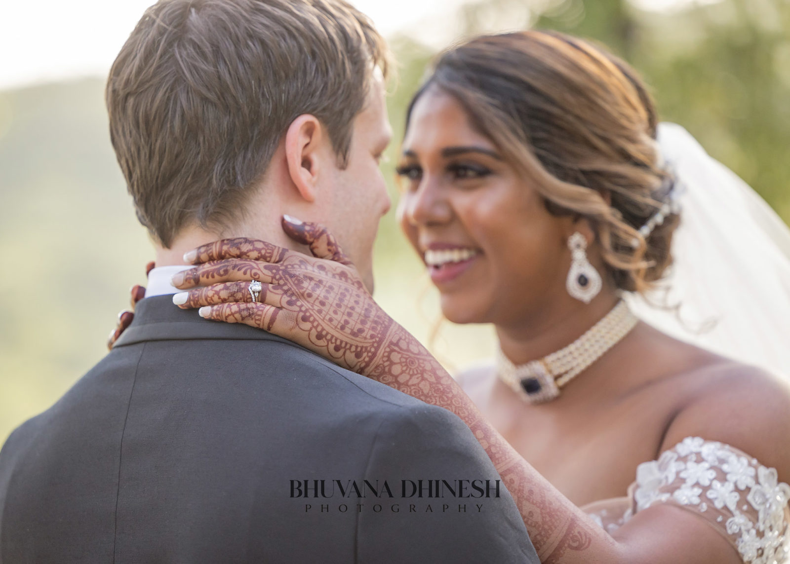 Henna Posing Ideas by Top Indian Wedding Photographer